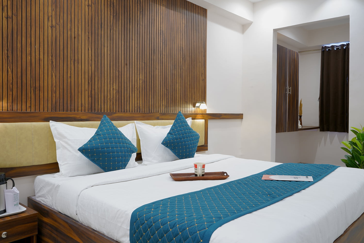 Hotel Elite INN – Book Rooms in Ahmedabad for Business & Leisure Stays